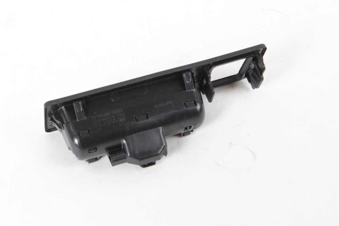 GENUINE BMW 2- Series F22 F87 F23 Boot Lid Tailgate Push-Button ...