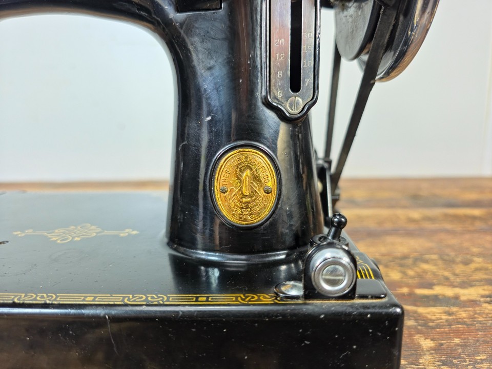1937 Singer 221 Featherweight AE422265 – Early Scroll Faceplate — Motor ...