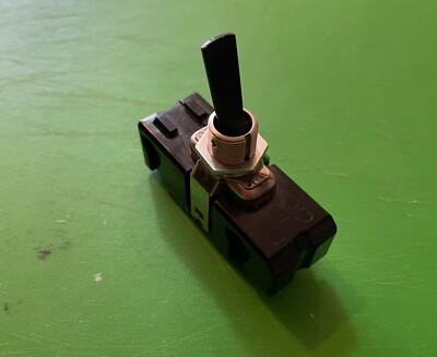 Atlas Copco Kango Breaker 2500 - Switch (Arrow) - New (*) (earlier type ...