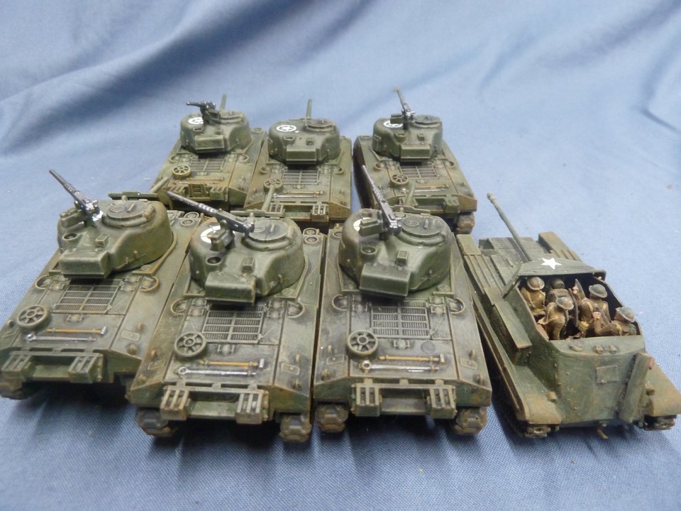 6x WW2 British Sherman Tanks & An Archer Tank Destroyer. 1/72 20mm ...