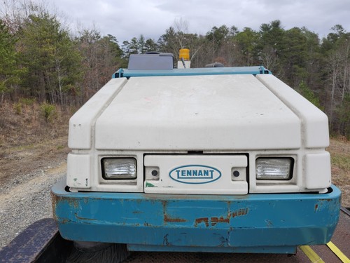 Tennant 385 Sweeper Ford VSG-4131-6005-A (4 Cylinder Gas Engine). | eBay