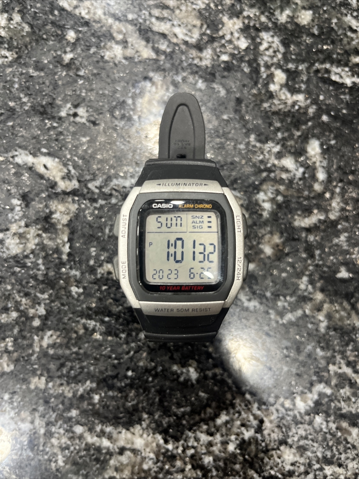 Vintage Casio Illuminator Digital Watch Men 38mm Alarm 50M Chronograph ...