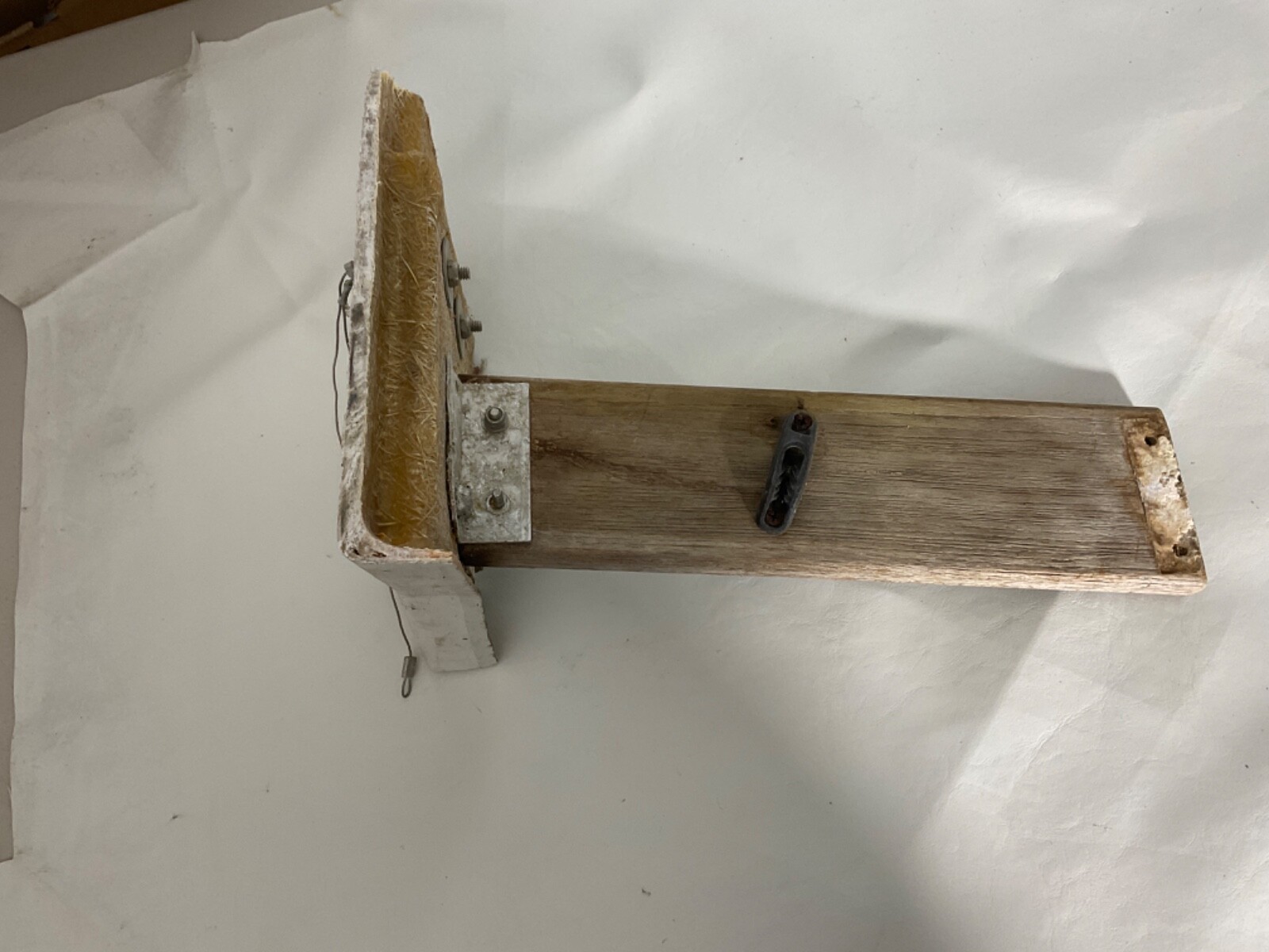 CHRYSLER MUTINEER SAILBOAT compression post and mast tabernacle. Cable ...