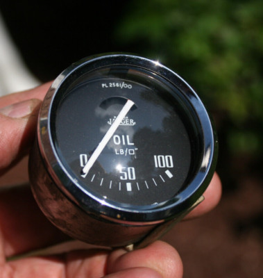 Triumph TR2 TR3 Jaeger Vintage 100 lbs Oil Pressure Gauge Curved - PL ...