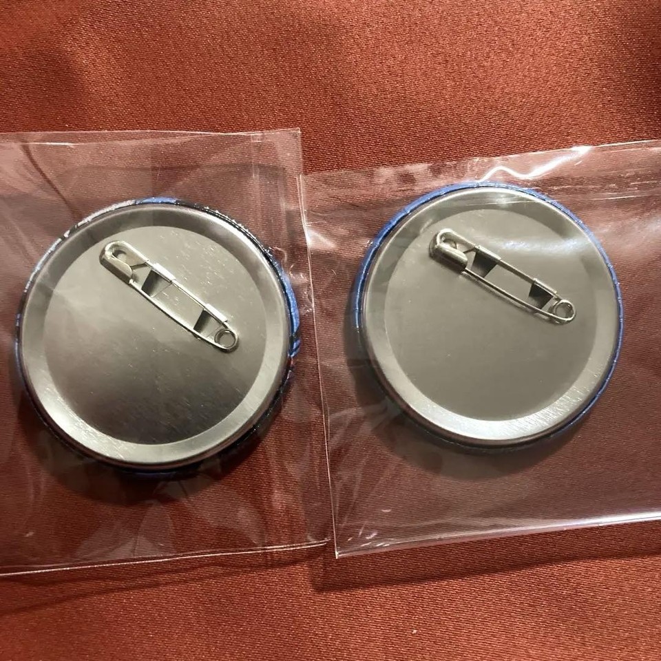 Defense Academy HUNDRED LINE Aotsuki Eito Can Badge Set | eBay
