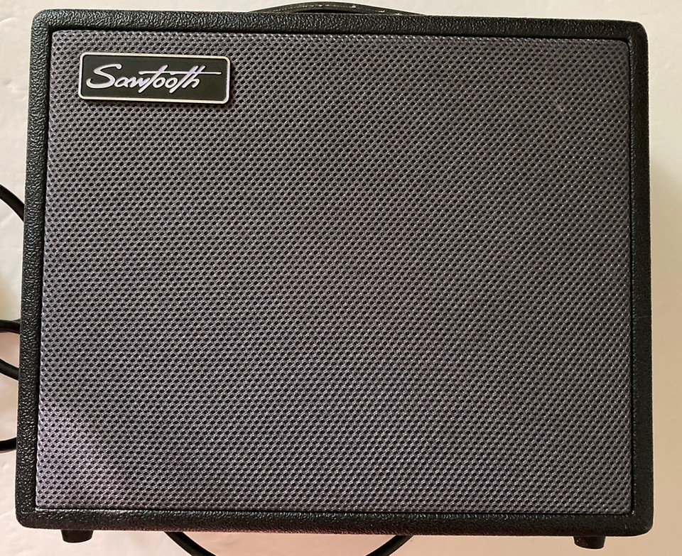 Sawtooth Guitar Amp 25W/120V Model AXL-10WEA Tested/Works Great For ...