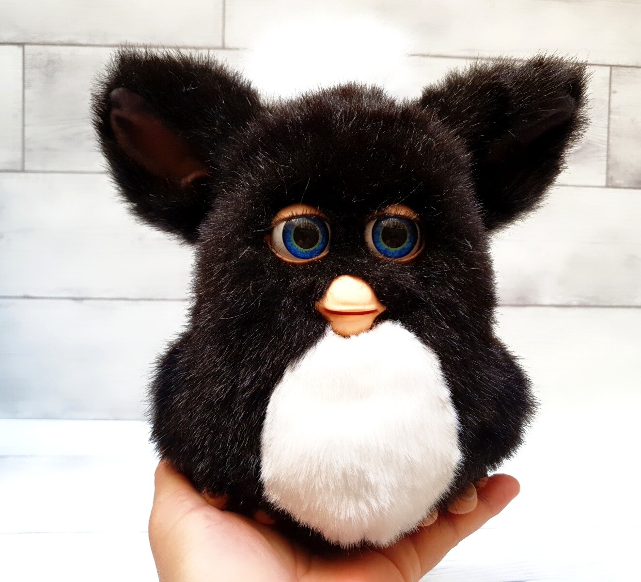 Furby 2005 emoto tronic model 59294 CHARCOAL black and white furby ...