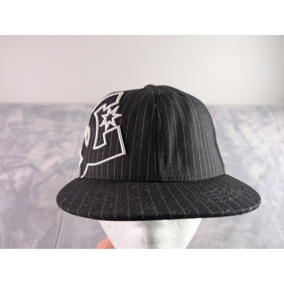 DC Shoes 210 Fitted by Flexfit Hat Black Pinstripe Embroidered Logo 6 1 ...