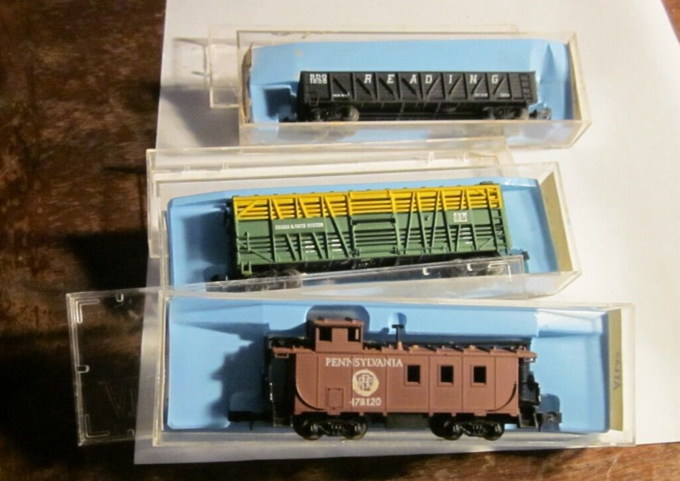 Large N Gauge Atlas Railroad set..Engines,cars, track, transformer.. | eBay