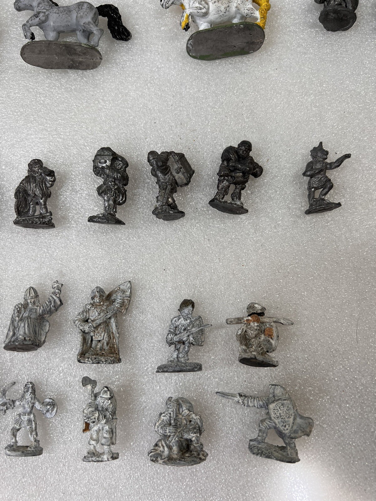 Vintage Lot of 75 D&D Miniatures GM TSR GRENADIER MODELS MISCELLANEOUS ...