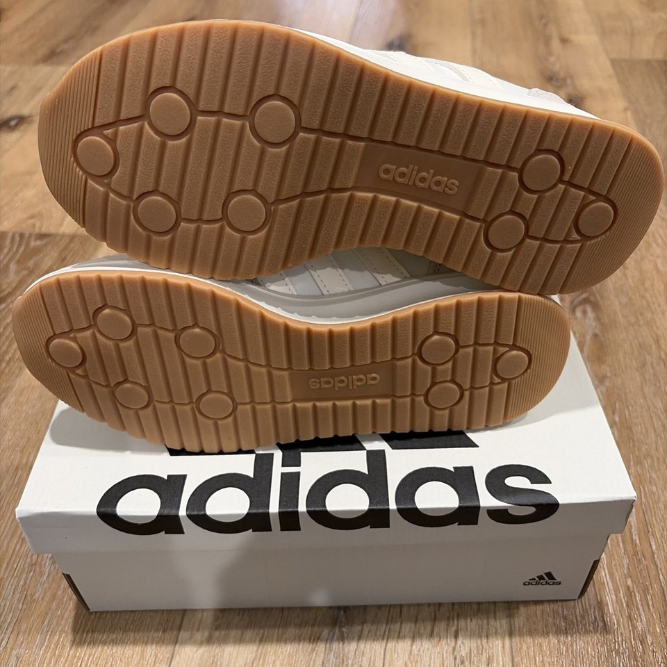 adidas Run 70s 2.0 Women’s Sneakers Cream White Pink Gum NEW size 6 1/2 ...