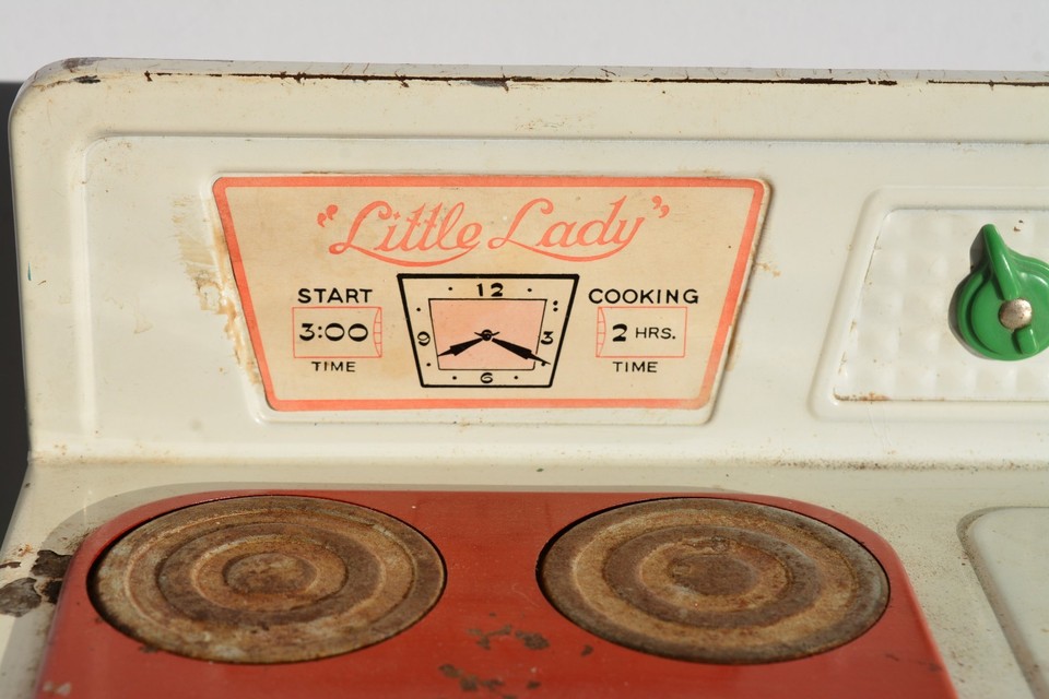 1950's Little Lady Empire Electric Kitchen Stove Kids Play Oven Metal ...