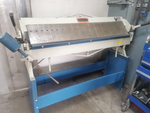 Baileigh BB-4816 Box & Pan Finger Brake 4ft / 1220mm, 12 Gauge, Heavy ...