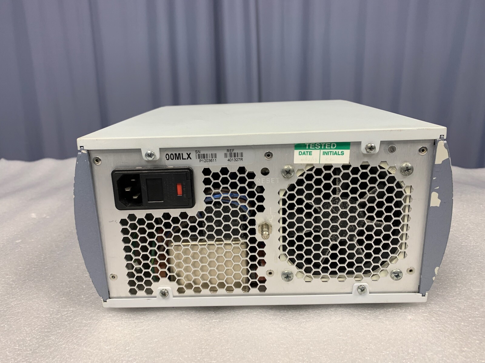 Integra Luxtec MLX Fiberoptic Light Source w Sunoptics SL3-140-VOB ...