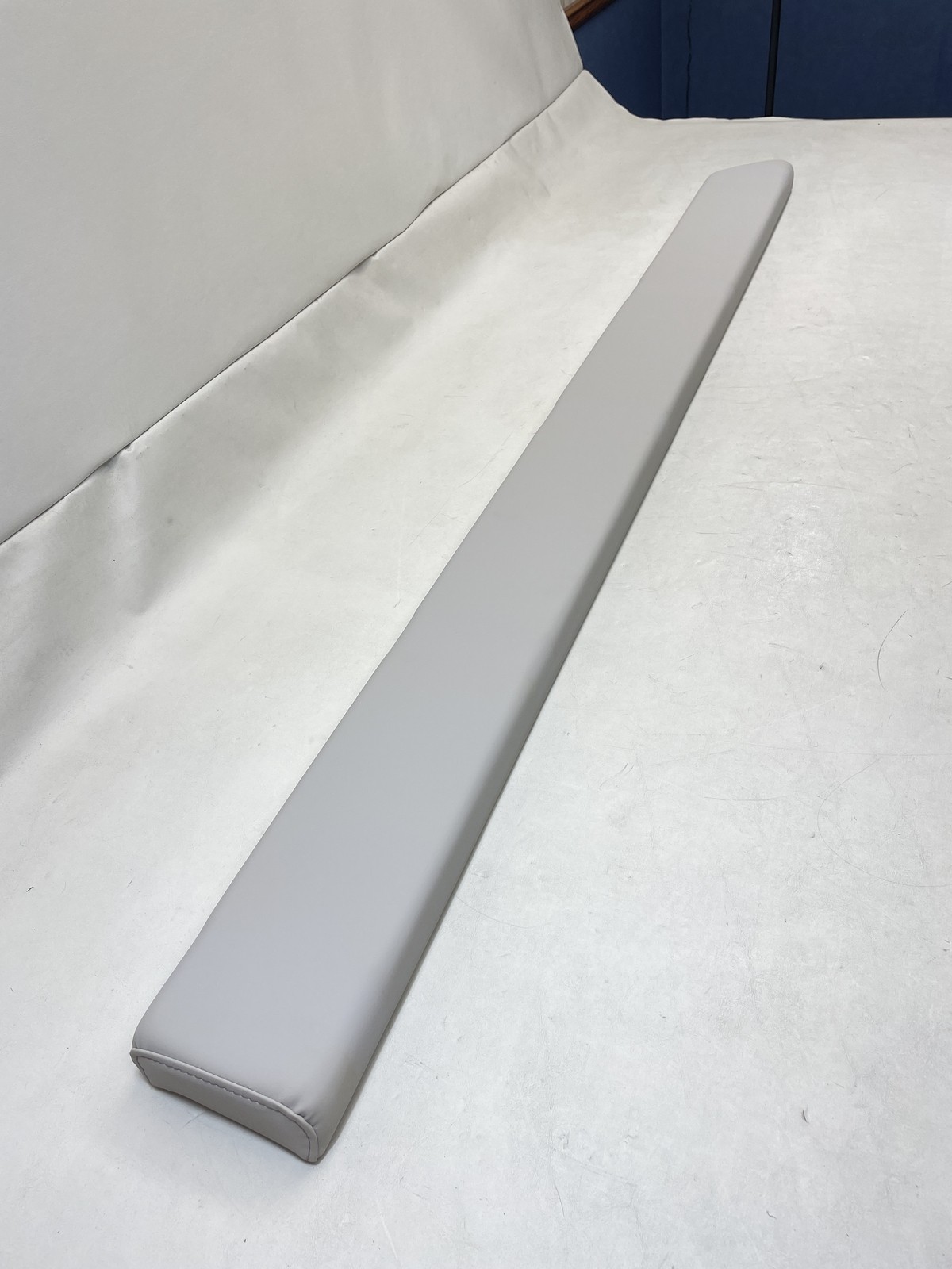 RANGER 2510 BAY SERIES GREY AFT STBD COAMING PAD CUSHION 730926.6 BOAT ...