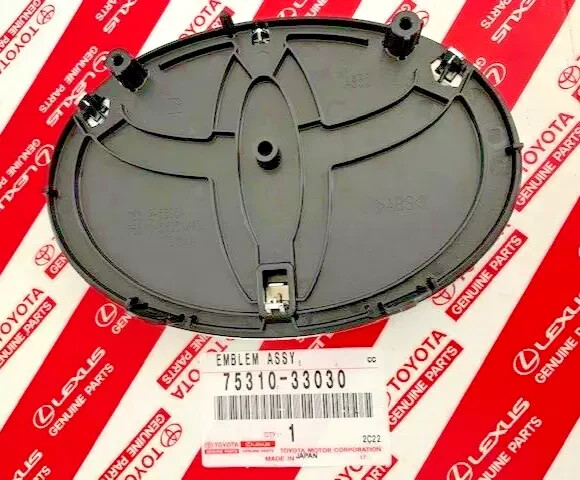 Genuine Toyota Front grille Emblem 18-20 Camry Sienna Emblem 17-20 ...