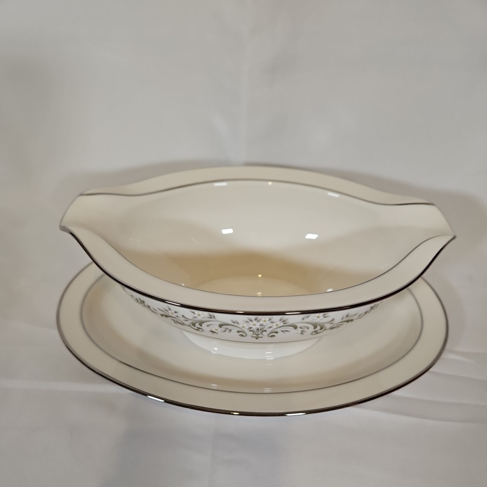 Noritake Japan Ivory China 7561 PARKRIDGE Gravy Boat w/ Attached ...