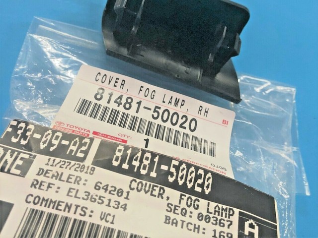 8148150020 Genuine Toyota Cover Fog Lamp RH 81481-50020 for sale online ...