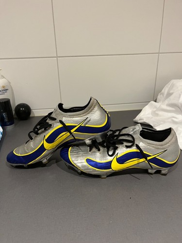 Nike mercurial R9 | eBay