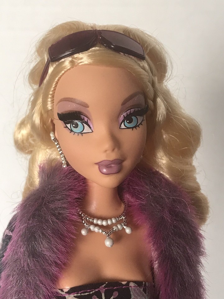 Mattel My Scene Barbie Goes Hollywood Doll Blonde Hair W/ Eyelashes ...