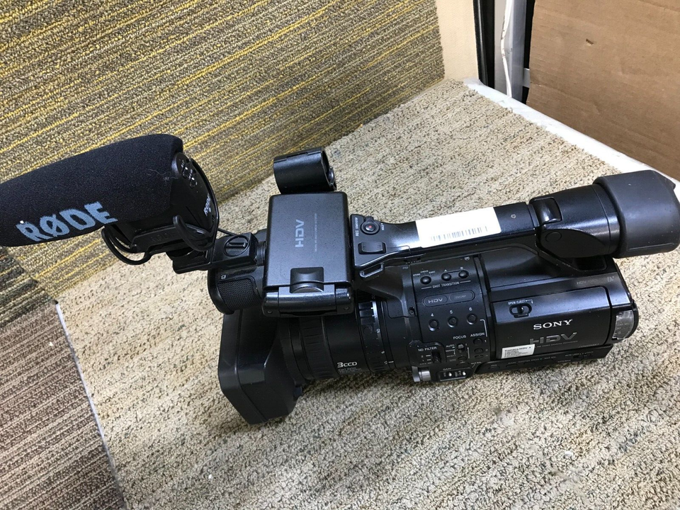 Sony HVR-Z1U Professional HDV Camcorder Video Camera High Definition ...