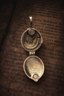 Elena Gilbert Locket Keychain ♡ Vampire Diaries Opening Amulet! Stefan ...