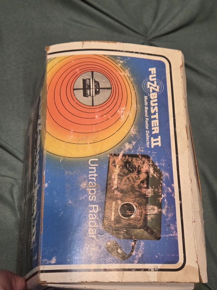 Vintage FuzzBuster Fuzz Buster II Multi-Band RADAR Detector Please Read ...