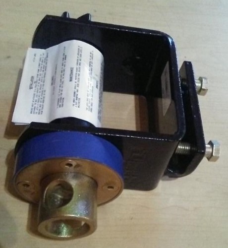 2 Standard Bolt-On Portable Ratcheting Winch ANCRA 43564-147-RW Trailer ...