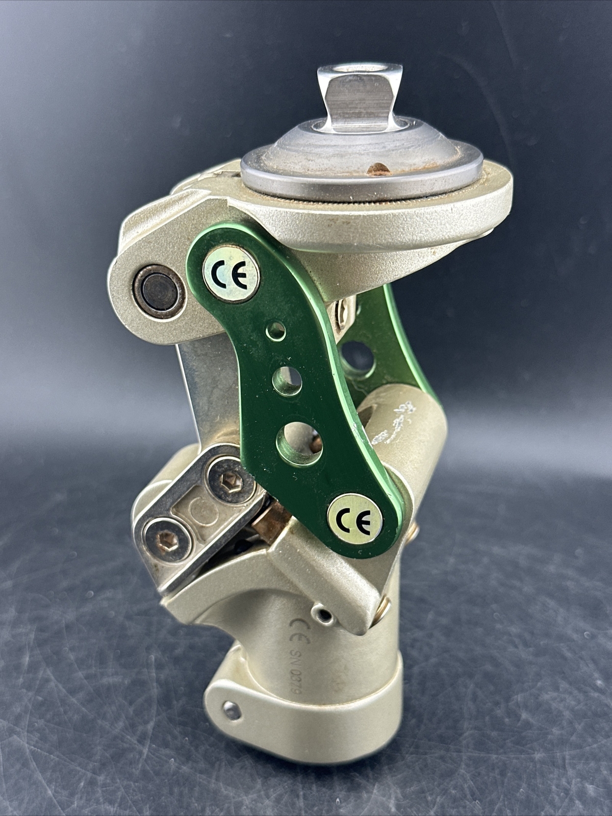 st&g prosthetic knee. STANCE FLEXION 5-BAR MECHANICAL KNEE. | eBay