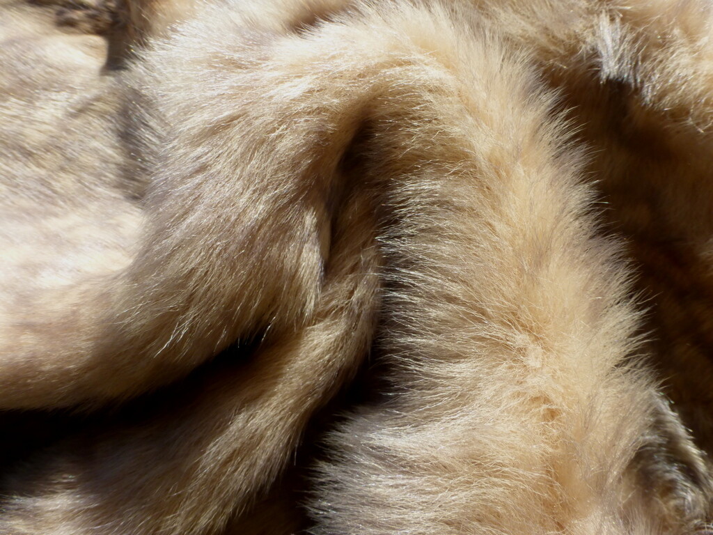 sheepskin shearling leather hide Brown Spotted Cream Toscana long silky ...