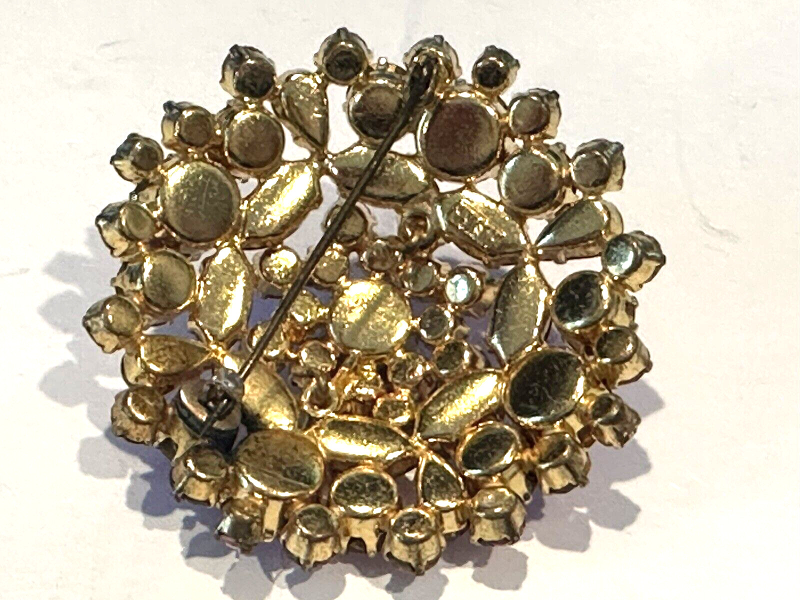 Austria Shades Of Pink Rhinestone Dome Brooch Pin Gol… - Gem