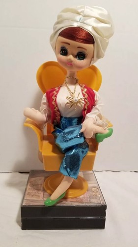 VINTAGE 1960S BIG EYES WIND UP MUSICAL FASHION DOLL ROTATING CHAIR~LARA ...