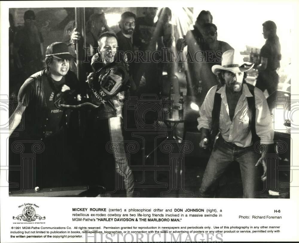 Cast Van Harley Davidson En De Marlboro Man Trailer Harley Davidson