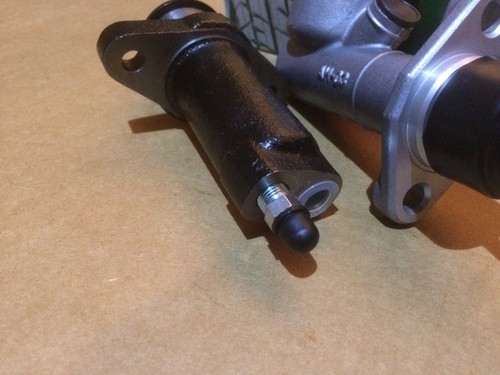 Clutch Master & Slave Cylinder for Land Rover Defender Td5 STC500100 ...