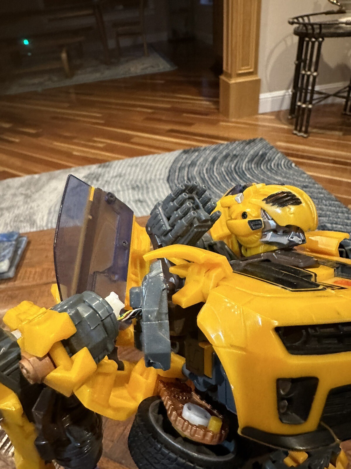 Transformers Masterpiece Movie Series MPM-003 MPM-3 Bumblebee TF5 Damaged