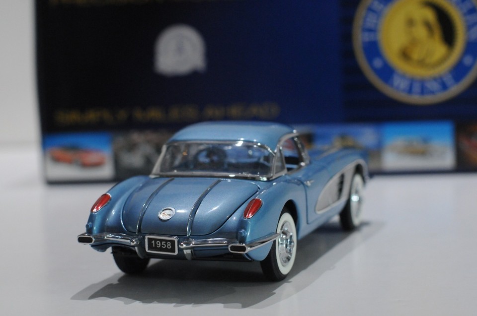 FRANKLIN MINT 1958 CORVETTE SCALE 1:24 LIMITED EDITION 740/2500 COA AND ...