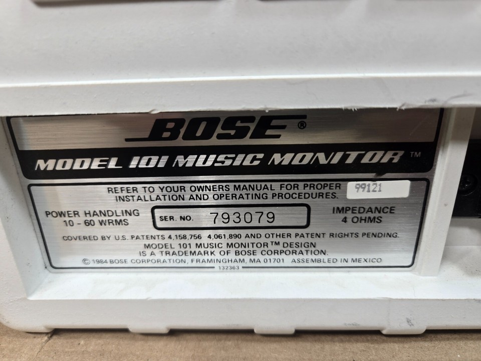 Bose Model 101 Music Monitor Pair Indoor/Outdoor White Speakers ...