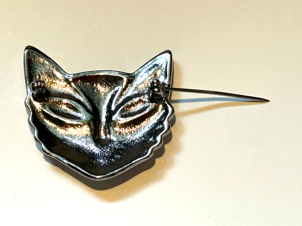 Vintage Silver Cat Kitty Brooch Pin With Black Stone Alien Eyes ...