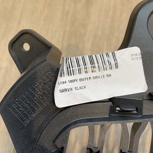 LAND RANGE ROVER SVR RH RIGHT BUMPER GRILLE JK6M-17K947-A 2018 - 2020 ...