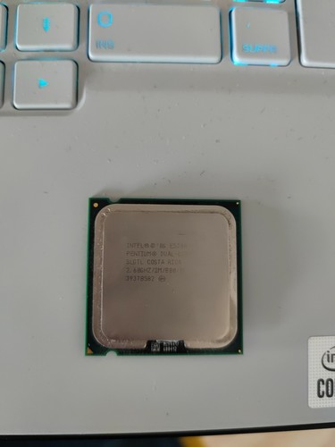 Processeur Intel Pentium Dual Core E5300 2.6Ghz 2Mo 800Mhz Socket 775 SLGTL | eBay