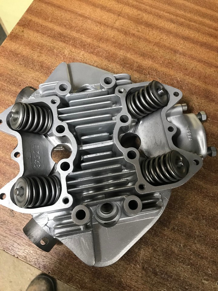 TRIUMPH PRE UNIT CYLINDER HEAD 6T T110 TR6 | eBay