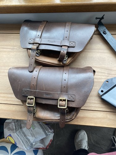 Royal Enfield Interceptor 650 Genuine Leather Side Panel Bag - Raw and ...