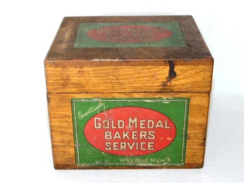 Vintage GOLD MEDAL BAKERS SERVICE Oak Wood File or Recipe Box w/Orig ...