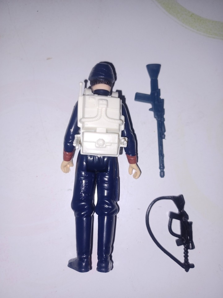 Bespin Security Grd-full brd- w/blaster & pack*BONUS Hoth Rebel Rifle ...