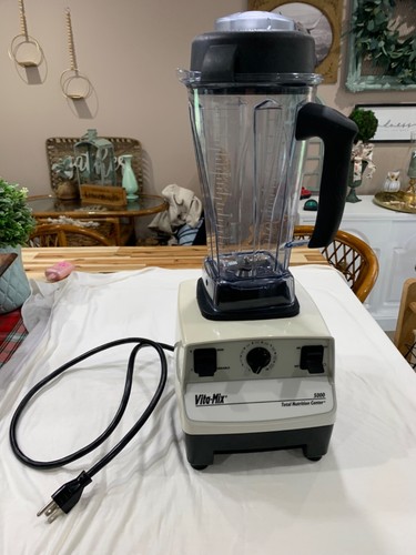 Vita-Mix 5000 Total Nutrition Center Blender Model VM0103 Made In USA ...