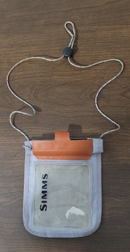 SIMMS FISHING PRODUCTS FULLY WATERPROOF PHONE/CAMERA CASE - ADJUSTABLE ...