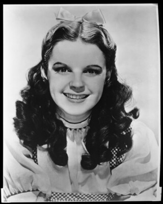 Judy Garland Classic portrait as Dorothy Wizard of Oz Vintage 8x10 Dupe ...