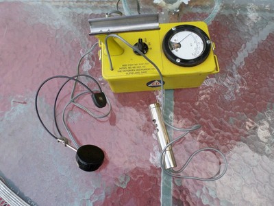 Radiation Detectors & Geigers - Cdv 700 6B Geiger Counter