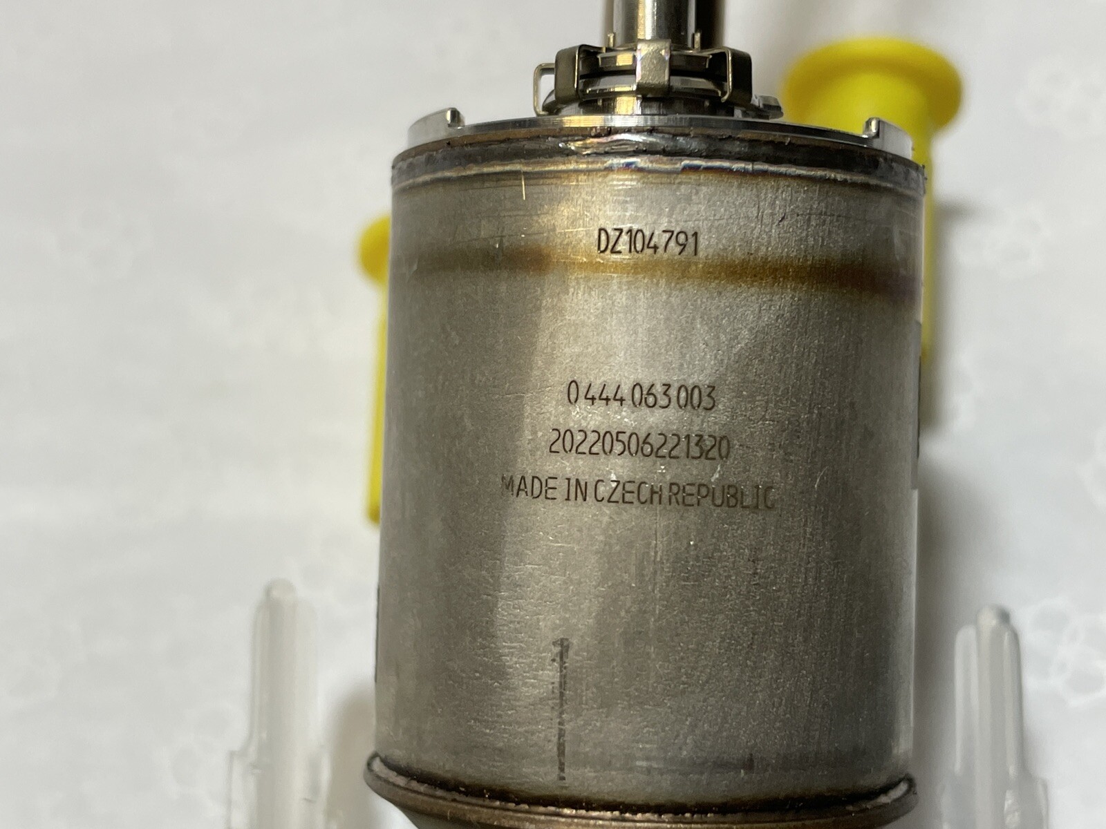 JOHN DEERE DEF Dosing Injector DZ104791 - Genuine, OEM | eBay