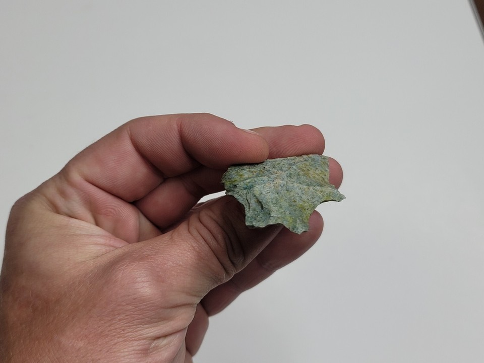 Beautiful Green Native Indian Paleo Tool Point Spear Arrowhead Pre ...